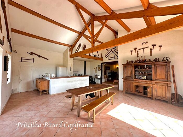 Maison 9 pièces à Bords, à vendre
