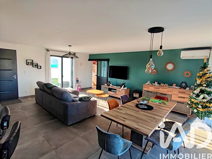 Maison à vendre - Tonnay-Boutonne - 3 pièces - 2 chambres