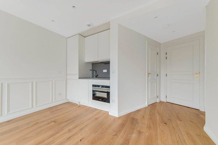 Centre Ville, Clichy - Appartement 1 pièce à louer