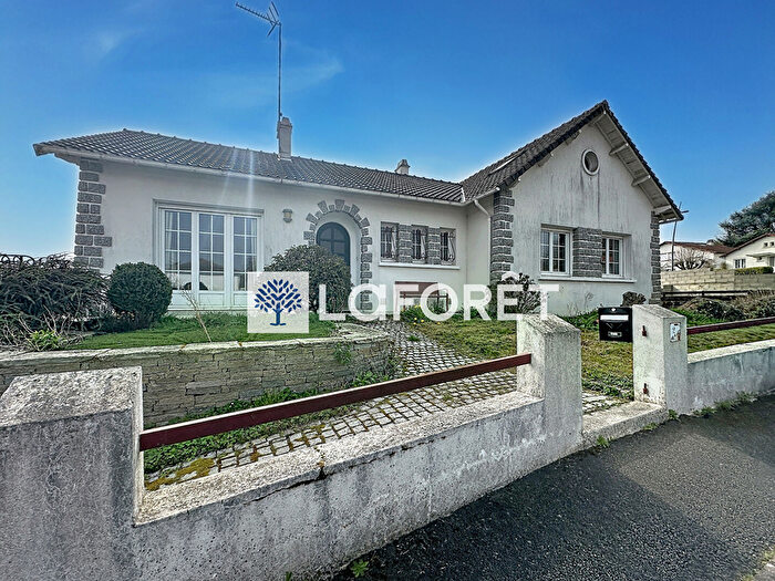 Maison à vendre - Cerizay - 9 pièces - 5 chambres