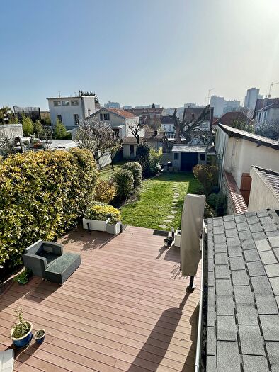 Maison à vendre - Bagnolet, La Dhuys - 6 pièces - 4 chambres