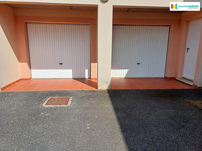 Appartement 1 pièce à L'Isle-Jourdain, à louer