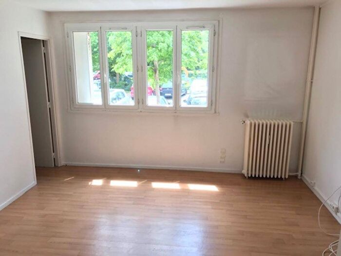 Appartement à louer - Le Fort, Malakoff - 4 pièces - 3 chambres