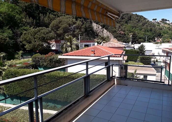 Appartement à louer - Cagnes-sur-Mer - 4 pièces - 3 chambres