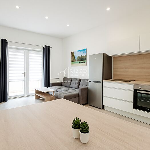 Appartement à vendre - Péron - 4 pièces - 3 chambres