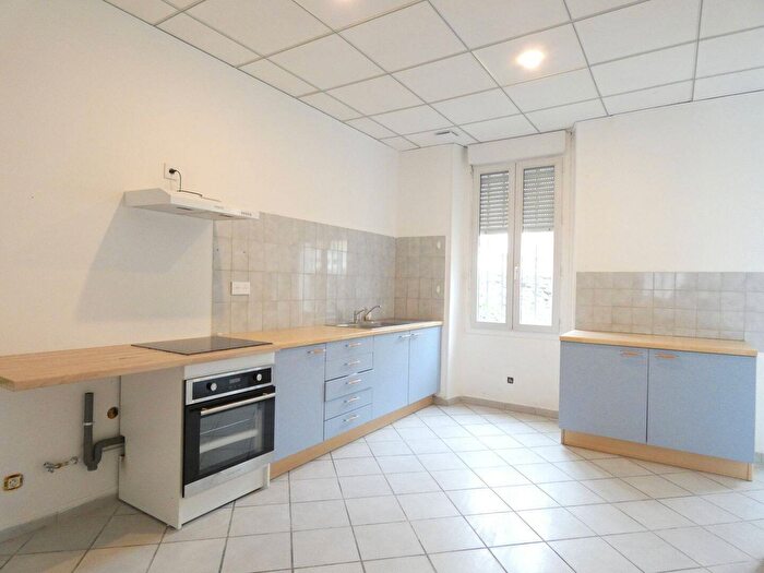 Appartement 3 pièces à Alès, à louer