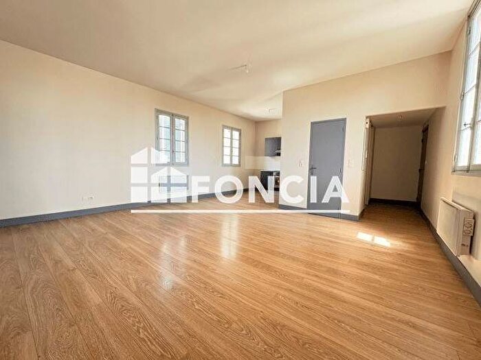 Centre Ville, Pézenas - Appartement 3 pièces à louer
