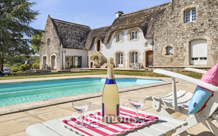 Maison à vendre - Kervignac - 12 pièces - 7 chambres
