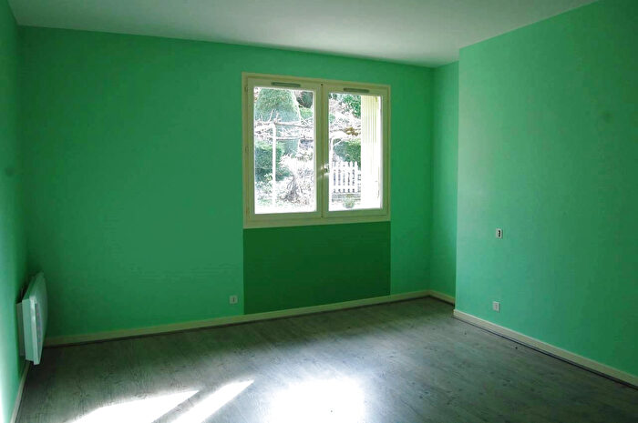 Appartement à louer - Lamastre - 2 pièces - 2 chambres