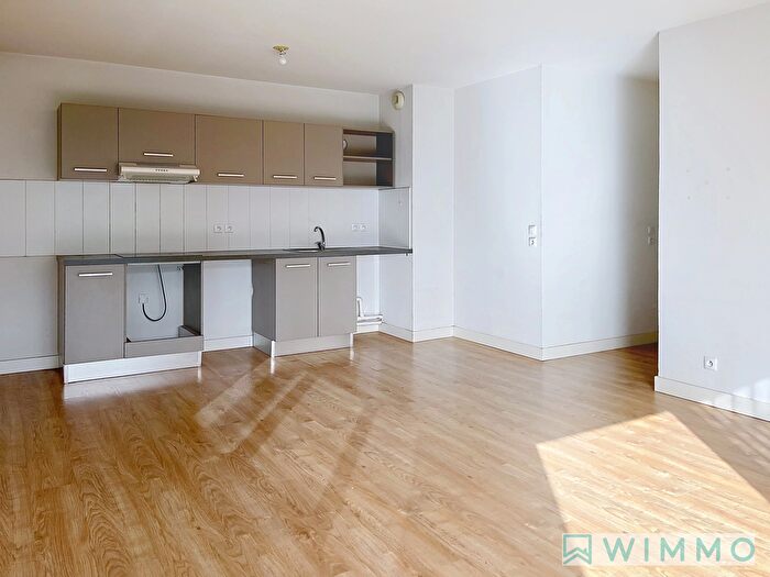 Appartement à louer - Lormont - 3 pièces - 2 chambres