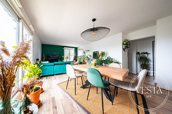 Appartement à vendre - Dijon - 4 pièces - 2 chambres