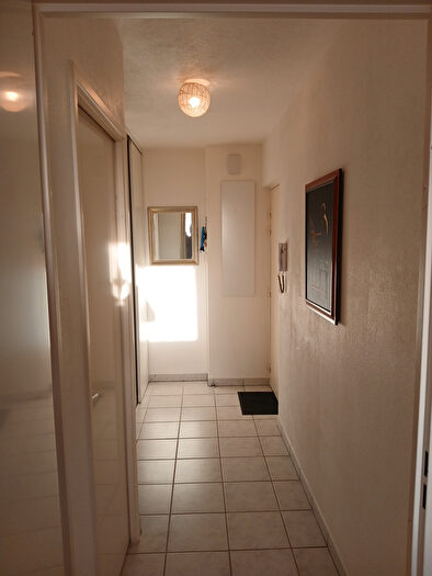 Appartement à louer - Louviers, La Roquette, Hamelet, Les Monts - 2 pièces - 1 chambre