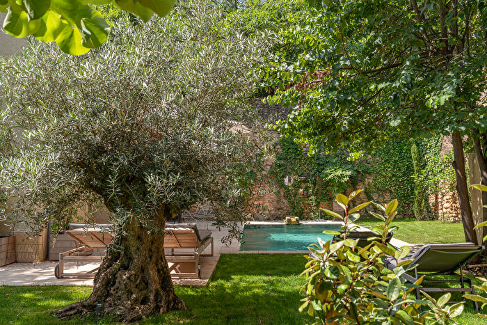 Maison à vendre - Uzès - 11 pièces - 5 chambres