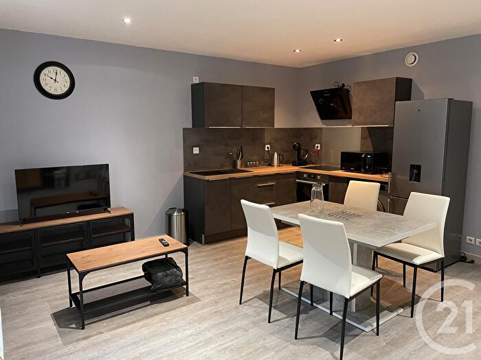 Lons-le-Saunier, Centre-ville : Appartement 3 pièces à louer