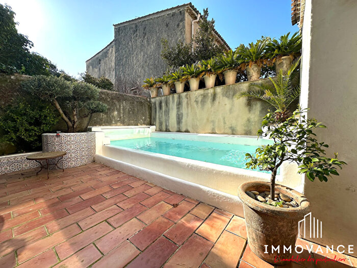 Maison à vendre - Poussan - 8 pièces - 6 chambres