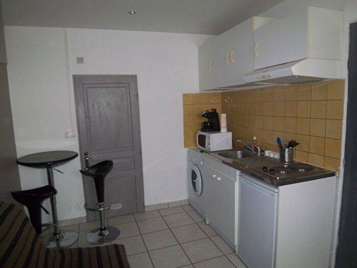 Les Terres, La Crau : Appartement 1 pièce à louer
