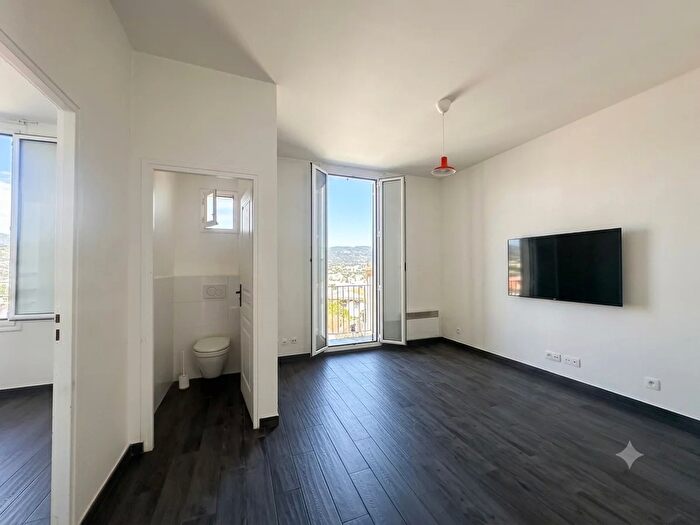 Appartement 3 pièces à Nice, Saint-Sylvestre, à vendre
