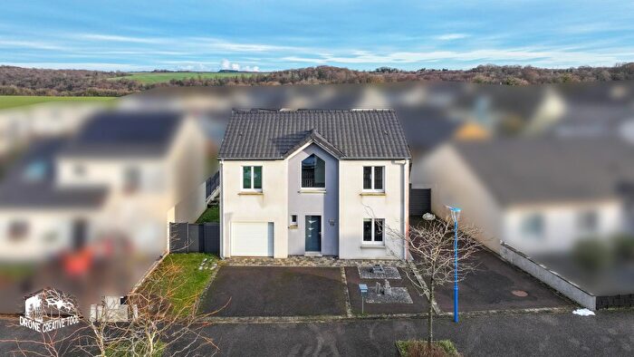 Maison à vendre - Ottange - 4 pièces - 3 chambres