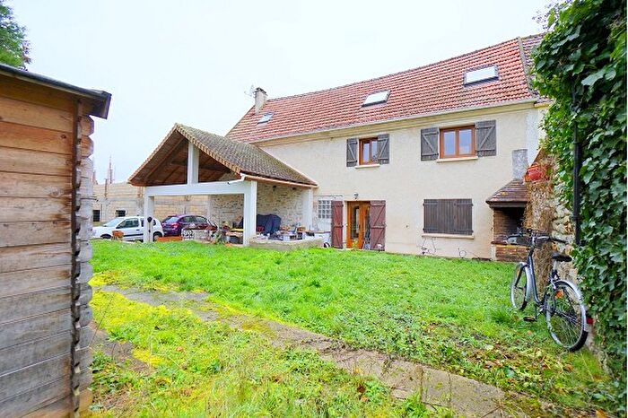 Maison à vendre - Limay, Centre-ville - 10 pièces - 5 chambres