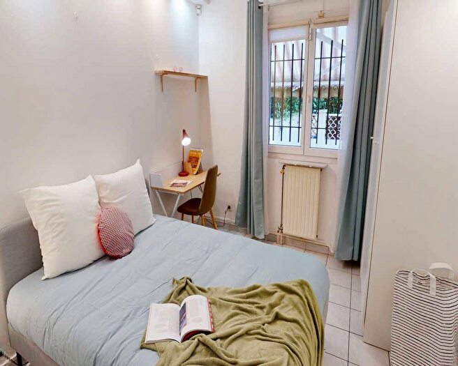 Appartement à louer - Agnettes, Gennevilliers - 5 pièces - 5 chambres