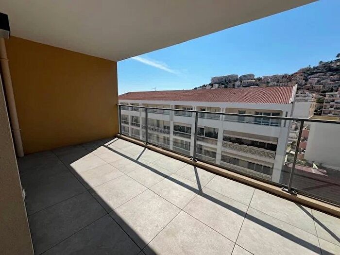 Appartement à louer - Nice, Saint-Sylvestre - 2 pièces - 1 chambre