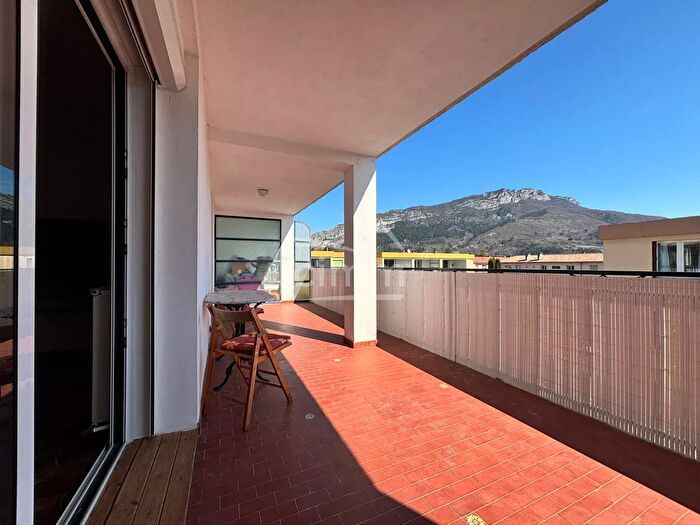 Appartement à vendre - Sisteron - 5 pièces - 3 chambres