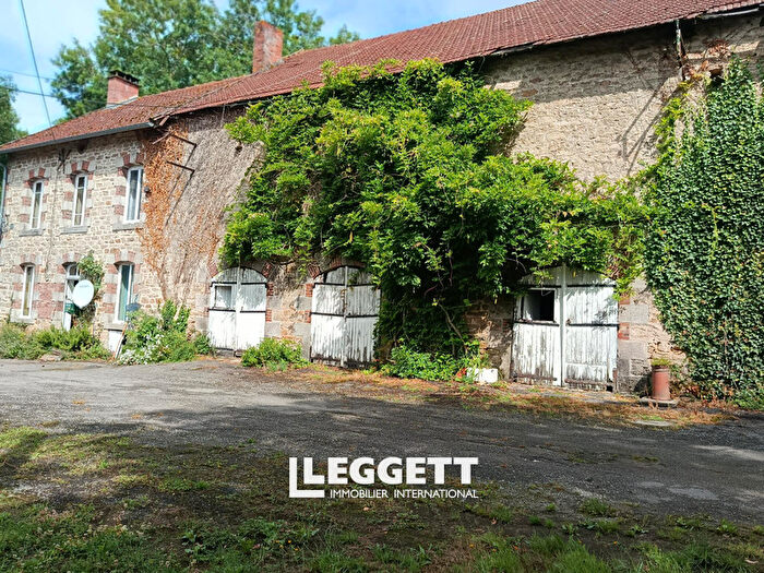 Maison à vendre - Saint-Pierre-Chérignat - 11 pièces - 4 chambres