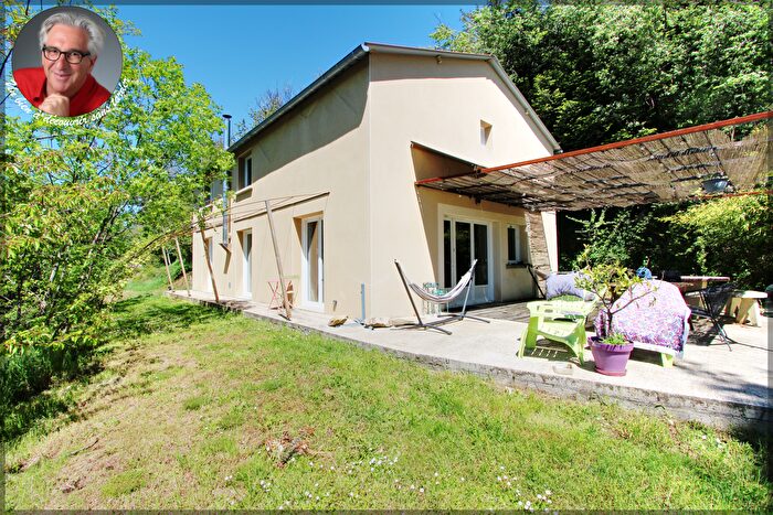Vernoux-en-Vivarais : Maison 5 pièces à vendre