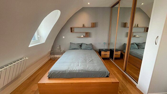 Appartement à louer - Cambronne-Garibaldi, Paris ème arrondissement - 1 pièce