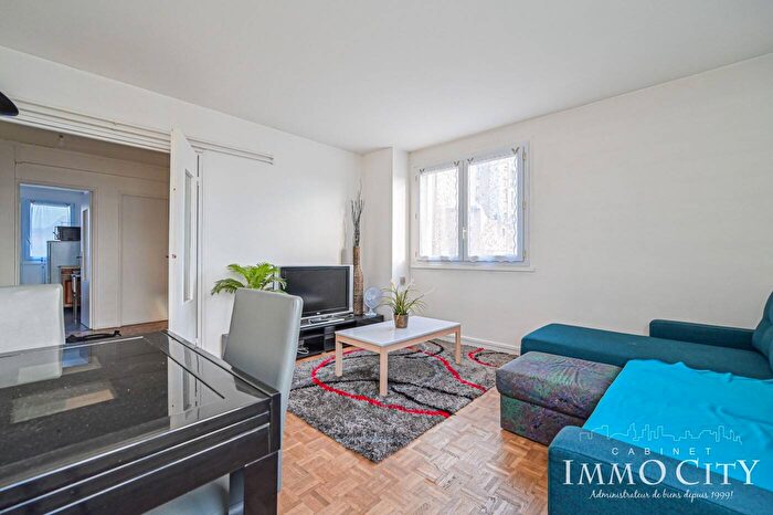 Appartement à louer - La Noue-Clos Français, Montreuil - 2 pièces - 1 chambre