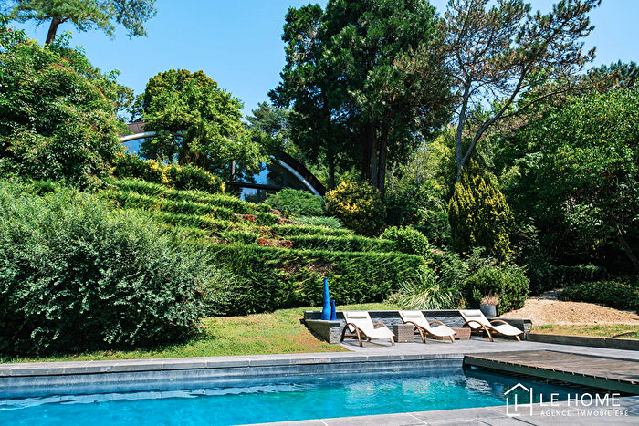 Maison à vendre - Charbonnières-les-Bains - 7 pièces - 5 chambres