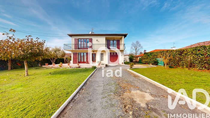 Maison à vendre - Frouzins - 7 pièces - 3 chambres