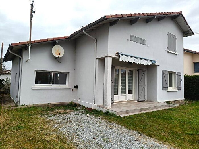 Maison à louer - Bourg Neuf, Mont-de-Marsan - 4 pièces - 3 chambres