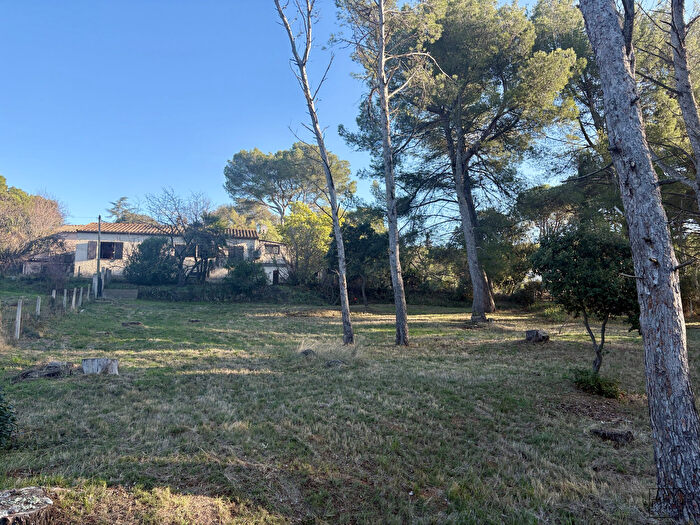 Maison à vendre - Moussan - 5 pièces - 4 chambres