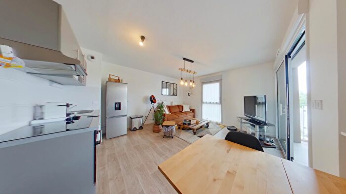 Appartement à louer - Poitiers, Gibauderie - 3 pièces - 2 chambres