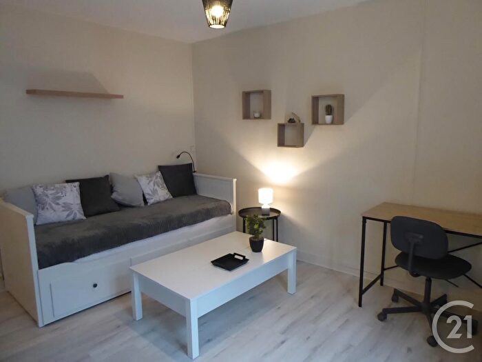 Appartement à louer - Tours, Cathédrale - 1 pièce