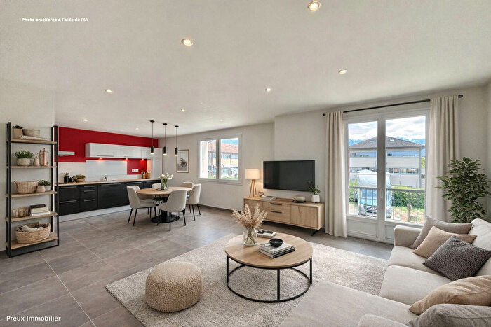 Appartement à vendre - Meythet - 3 pièces - 2 chambres