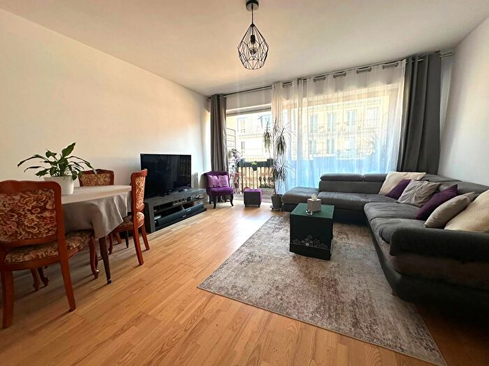 Appartement 3 pièces à Paris 17ème, La Fourche, Guy Moquet, à vendre