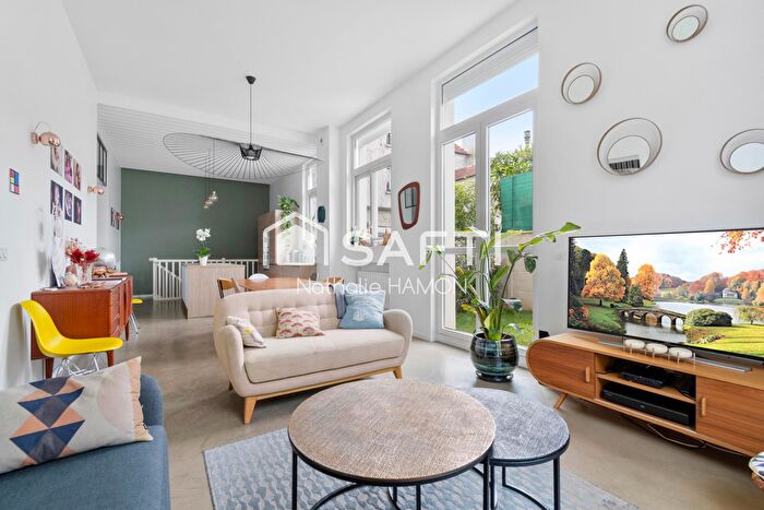 Appartement à vendre - Chatou, Est - 5 pièces - 3 chambres