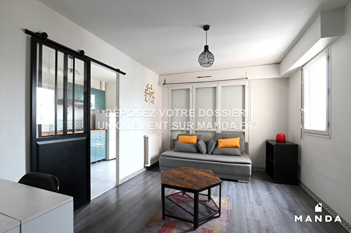 Appartement à louer - Le Bourget, Centre-ville - 2 pièces - 1 chambre