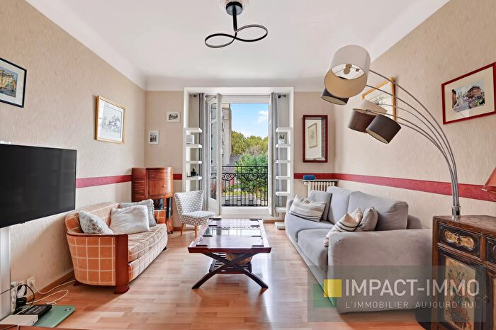 Appartement 3 pièces à Courbevoie, Bécon, à vendre
