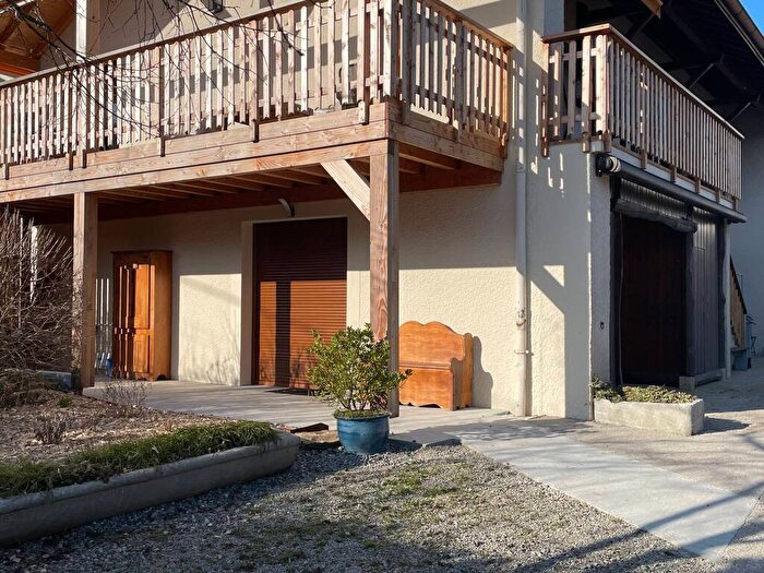 Appartement à louer - Grilly - 2 pièces - 1 chambre