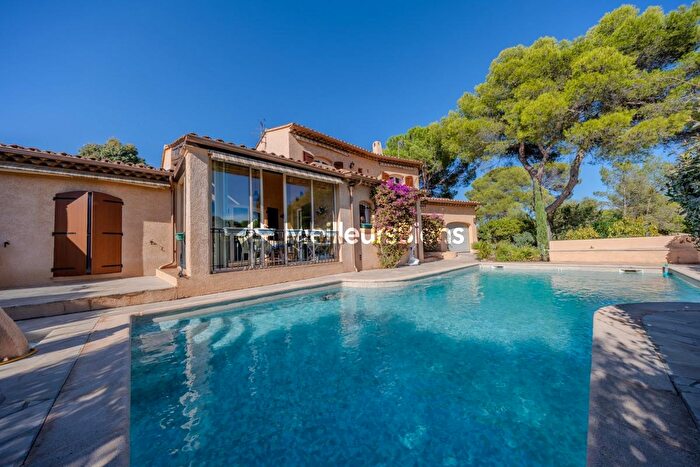 Maison 5 pièces à Fréjus, La Tour de Mare, à vendre