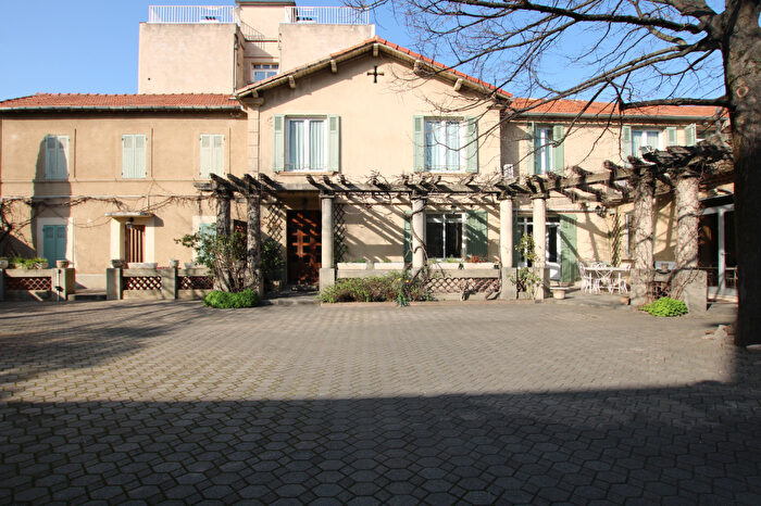 Maison 7 pièces à Avignon, Les Sources, à vendre