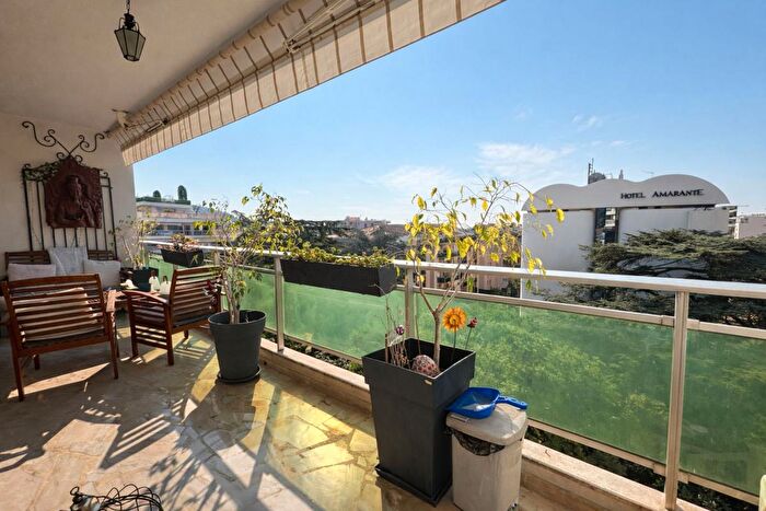Appartement à vendre - Cannes, Carnot - 3 pièces - 2 chambres