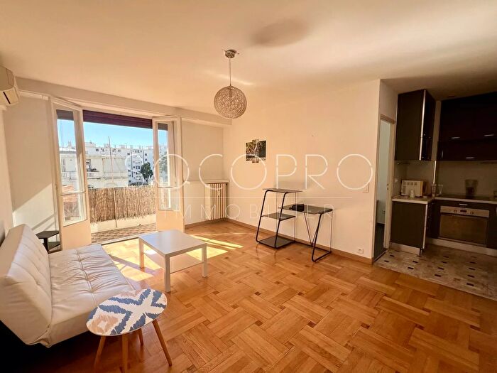 Appartement à vendre - Nice, Saint-Philippe, Estienne dOrves - 2 pièces - 1 chambre