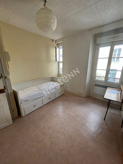 Appartement à louer - Quartiers Centre, Thabor, Oberthür - 1 pièce