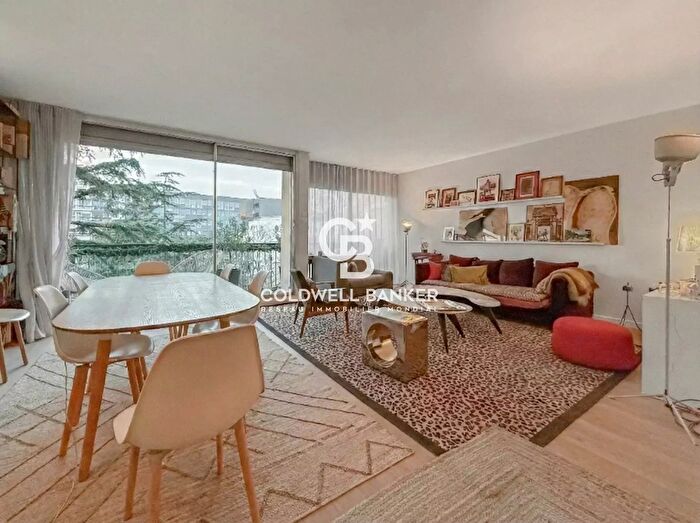 Appartement à vendre - Suresnes, Carnot, Gambetta - 4 pièces - 2 chambres