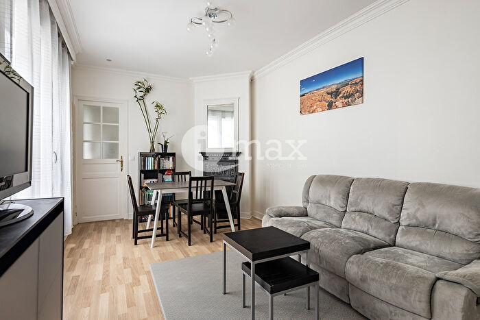 Appartement à vendre - Levallois-Perret, Front de Neuilly - 3 pièces - 2 chambres