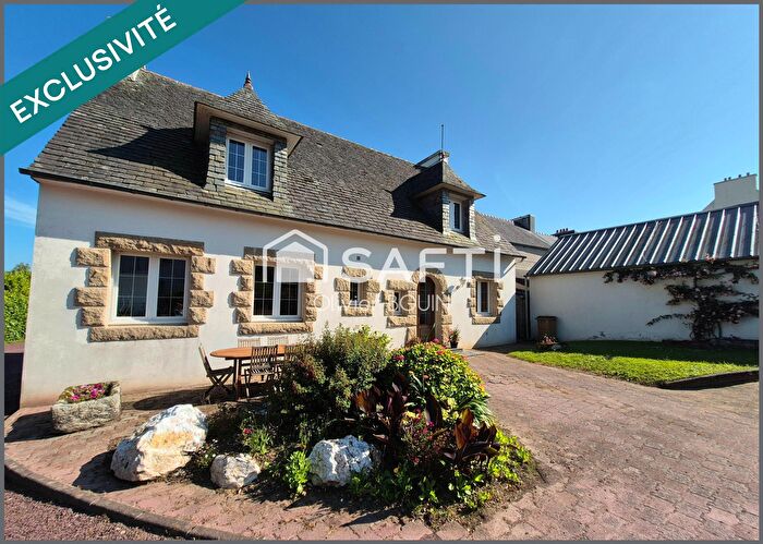 Maison à vendre - Plouvorn - 8 pièces - 5 chambres